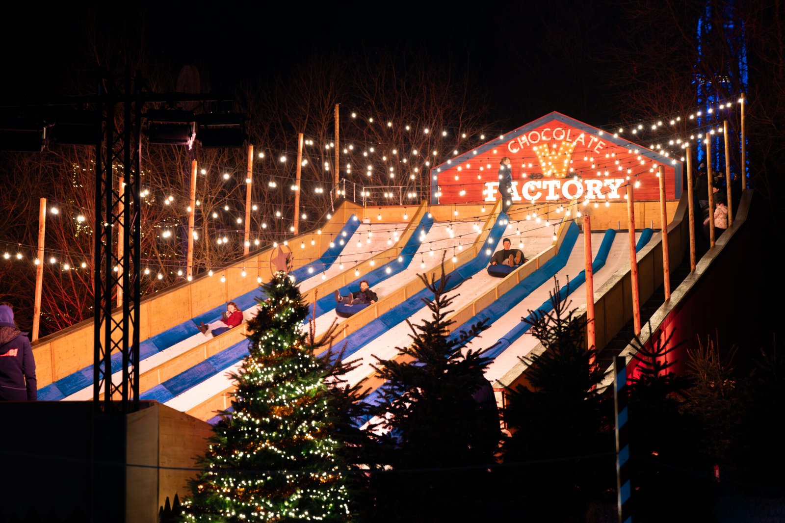 Walibi Winter 2025 : notre immersion dans le Noël merveilleux de Walibi ...