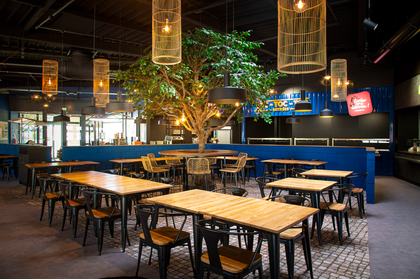 Top 5 des meilleurs restaurants du Futuroscope - Parcs Actus